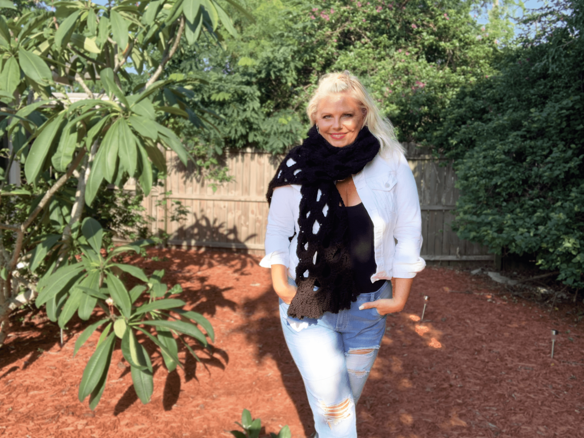 Nikki Crochet Scarf Pattern | Kristin Omdahl