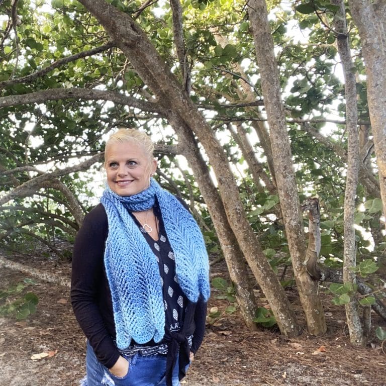 KOA Vivid Crochet Scarf Pattern | Kristin Omdahl